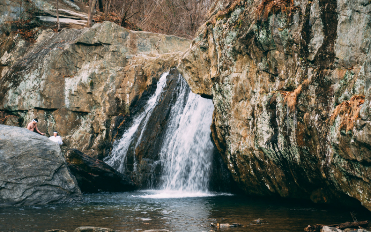 8 Breathtaking Waterfalls Near DC That You Need to Hike to See ASAP ...